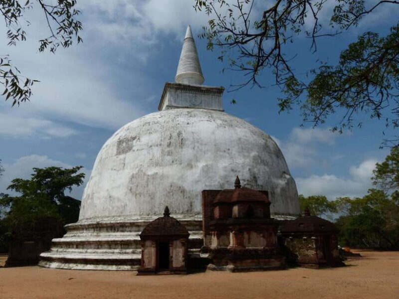 Beyond Beaches: 4-Day trip into Sri Lankas Cultural Heart - What’s Included — And What’s Not
