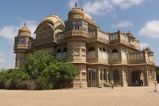Bhuj, Rann of Kutch & Mandvi Beach: The Art, Craft & Nature Tour - Day 4: From Salt Flats to Coastal Charm