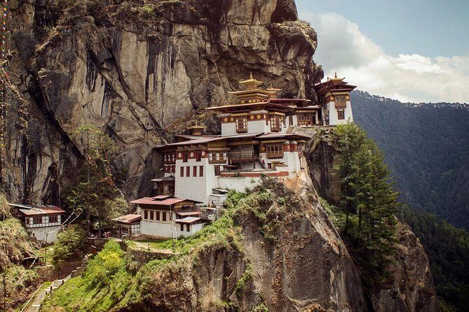 Bhutan Tour- 5 DAYS 4 NIGHTS - An In-Depth Look at the Bhutan 5-Day Tour
