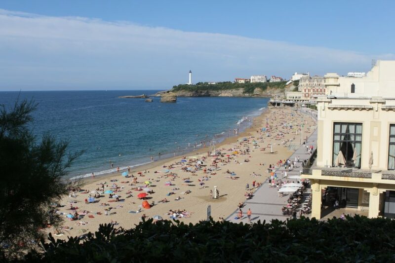 Biarritz: 2-Hour Private Guided Walking Tour - Practical Details and Tips for Travelers
