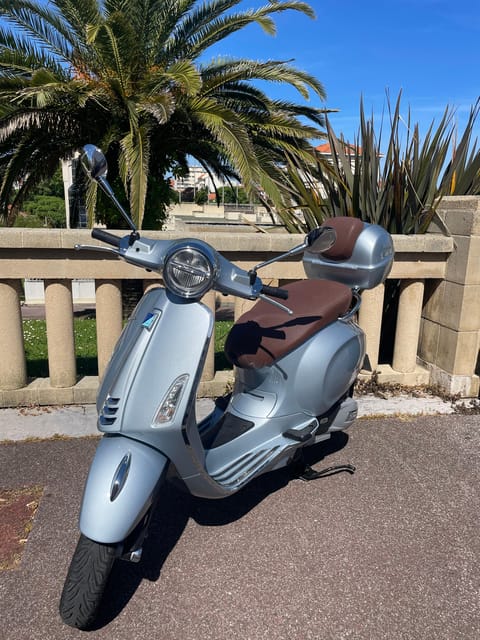 Biarritz: Vespa scooter rental for the day - Key Points