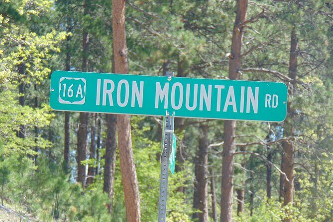 Big 3 Must See Black Hills 80 Mile Mini Road Trip - Exploring the Big 3 Must-See Black Hills on an 80-Mile Mini Road Trip