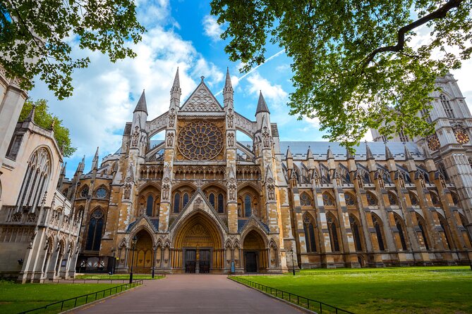 Big Ben, Westminster Abbey & Changing of the Guard Guided Tour - Pricing and Group Size