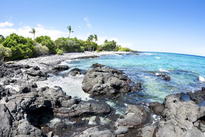 Big Island: Luxury Catamaran Trip along the Kona Coast - The Itinerary: Snorkeling and Scenic Views