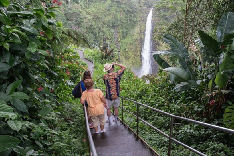 Big Island: Waterfall Tour with Swimming & Botanical Garden - Key Points