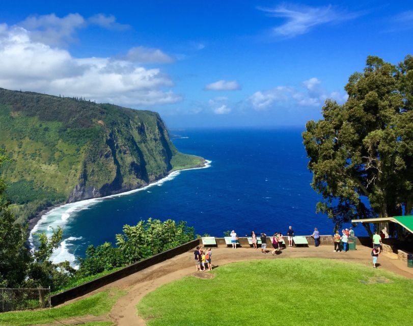 Big Island: Waterfall Tour with Swimming & Botanical Garden - The Itinerary: What to Expect at Each Stop