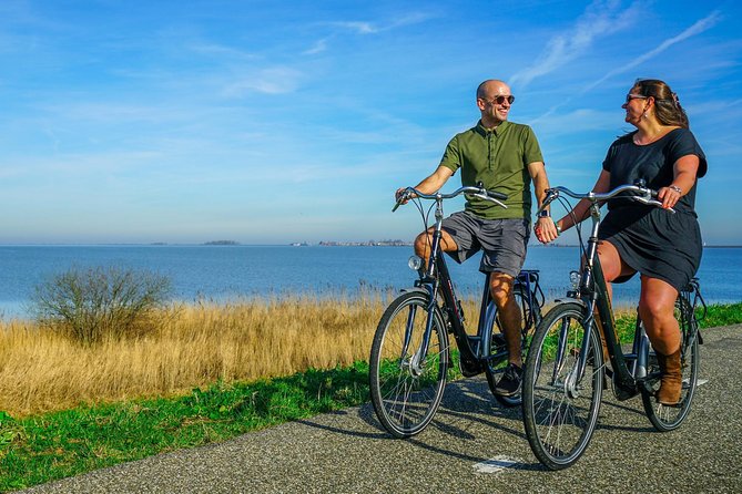 Bike Rental Volendam - Explore the Countryside of Amsterdam - Scenic Cycling Routes and Attractions