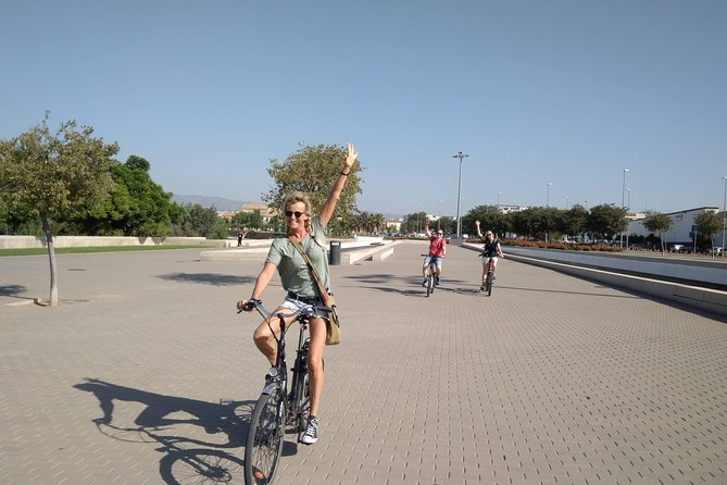 Bike Tour Córdoba - Personalized Attention and Small Group Size