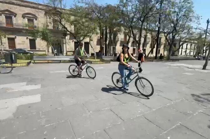 BIKE TOUR in the coolest areas of GUADALAJARA - FAQ