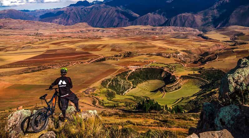BIKE TOUR THROUGH THE SACRED VALLEY 1 DAY - Introduction: A Well-Balanced Adventure for Active Travelers