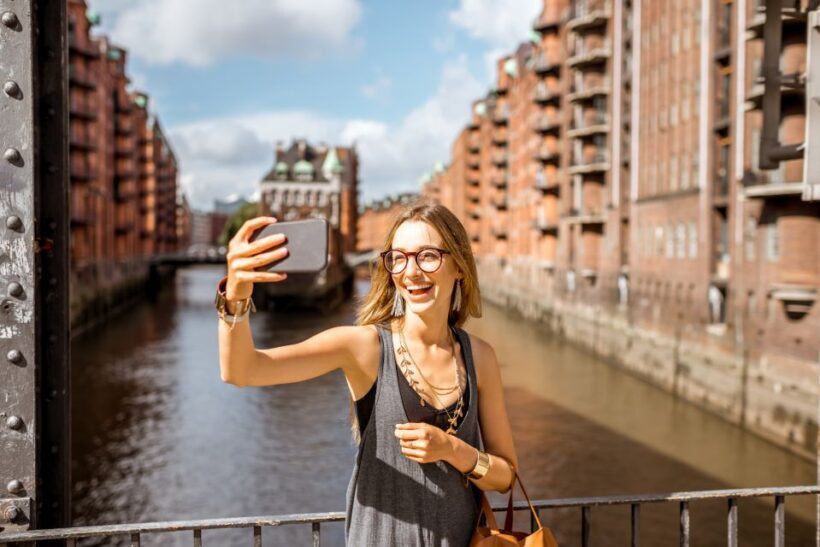 Bike Tour with a Private Guide: Hamburg Best Highlights - Key Points