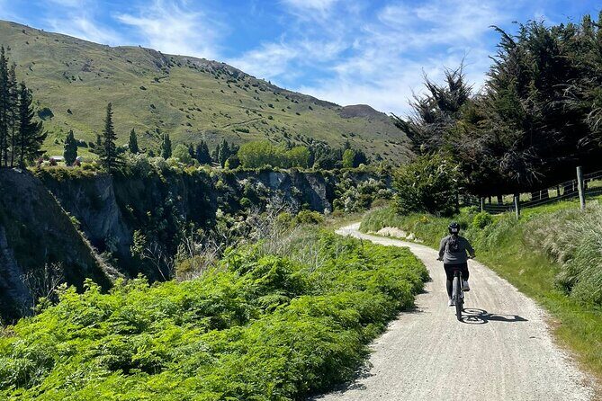 Bike & Wine Tour: Arrowtown to Valley of the Vines - FAQs