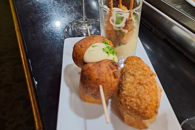 Bilbao Food Tour: Tapas, Drinks, and Pintchos With a Local - Traveler Testimonials and Feedback