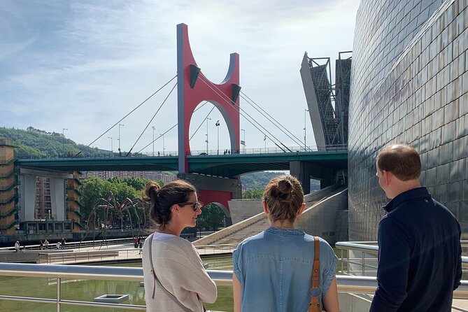 Bilbao Guggenheim Museum Private Tour with Official Tour Guide 100% Personalised - FAQ