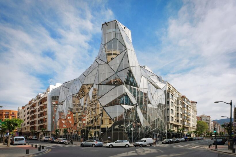 Bilbao: Historical and Architectural Walking Tour - In-Depth Look at Each Stop