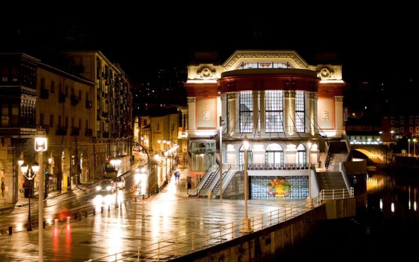 Bilbao: Private Night Walking Tour - Who Will Love This Tour?