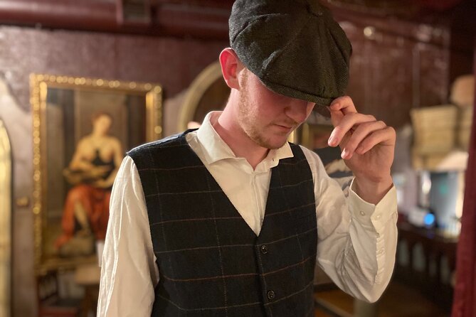 Birmingham Gangs Nighttime Historical Walking Tour With Pub Stops - Insights From the Birmingham Gang Expert