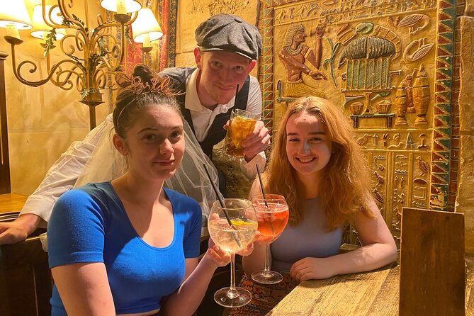 Birmingham Gangs Nighttime Historical Walking Tour With Pub Stops - Meeting New People and Sharing Stories