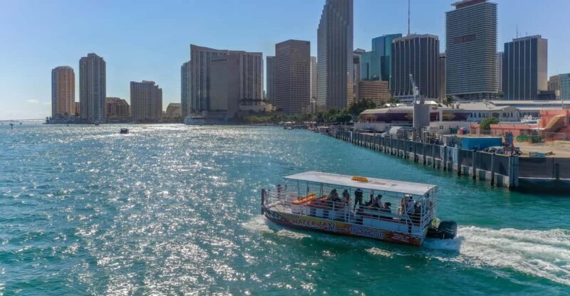 Biscayne Bay Boat ride with stops in Miami Beach and Miami - The Flexibility of the Tour