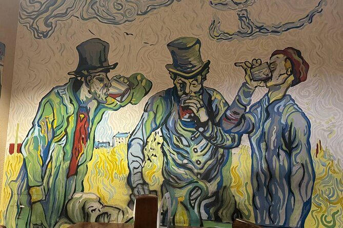 Bishkek Nightlife : How Metropolis Lives & Crafted Drinks in Bars - Authentic and Informative Guided Experience