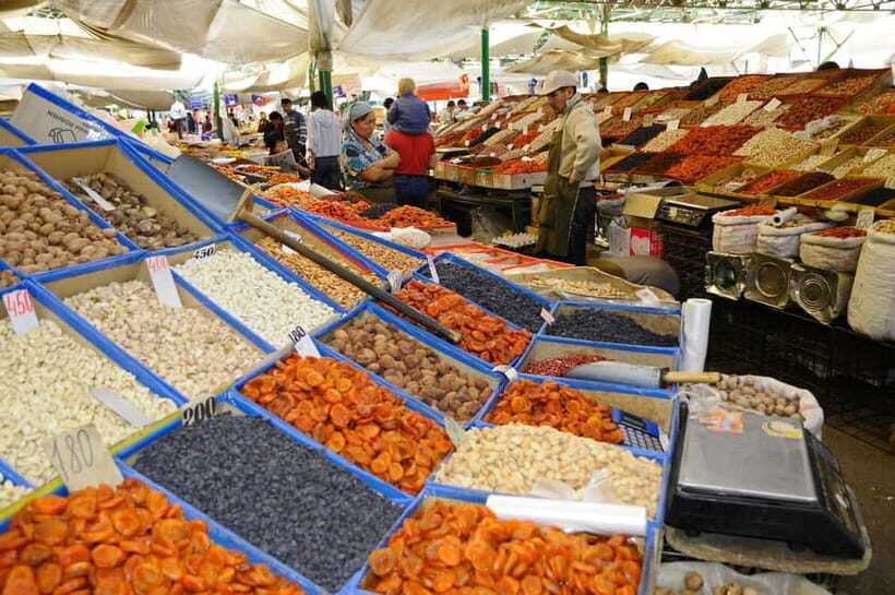 Bishkek: Private City Tour with Local Guide & Snacks - Key Points