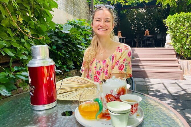 Bite and Stroll: Brunch Tour in Old Town Beijing! - Exploring the Itinerary in Detail