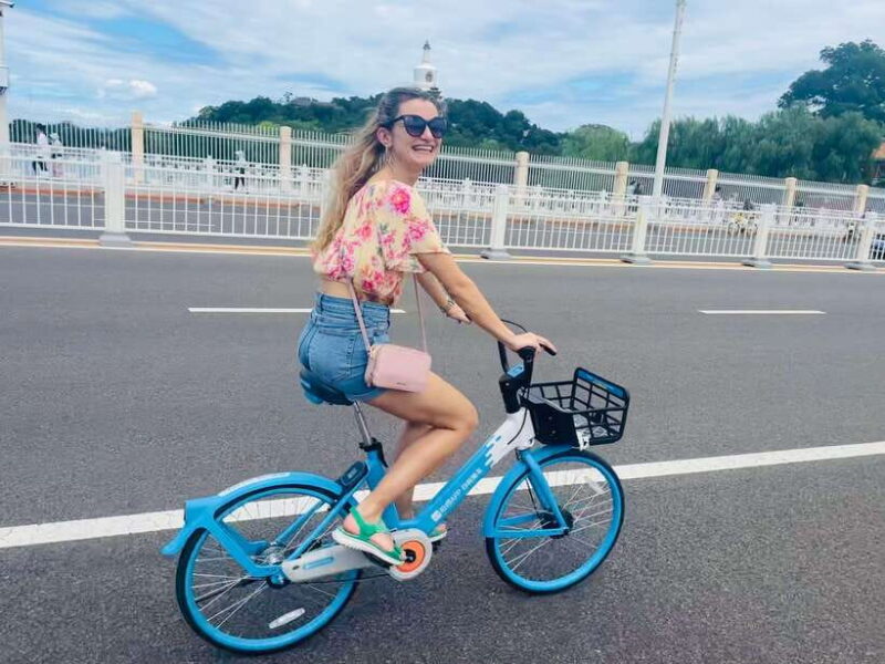 Bite and Stroll: Brunch Tour in Old Town Beijing! - Key Points