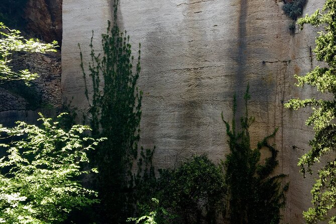 Bits of History - Half Day Kayak Tour With Wine Delight - Remote Beaches: A Perfect Spot for Relaxation