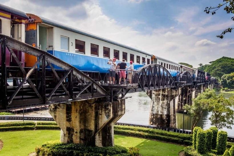 BKK: Damnoen Floating Market, Maeklong Rail & River Bridge - Who Will Love This Tour?