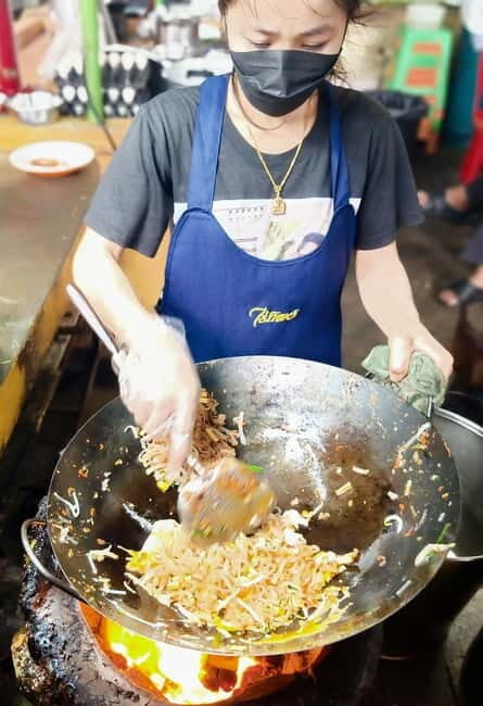 BKKs Ultimate Food & Canal Tour "Tuk-Tuk Temples & Tastes" - Transport, Timing, and Practicalities