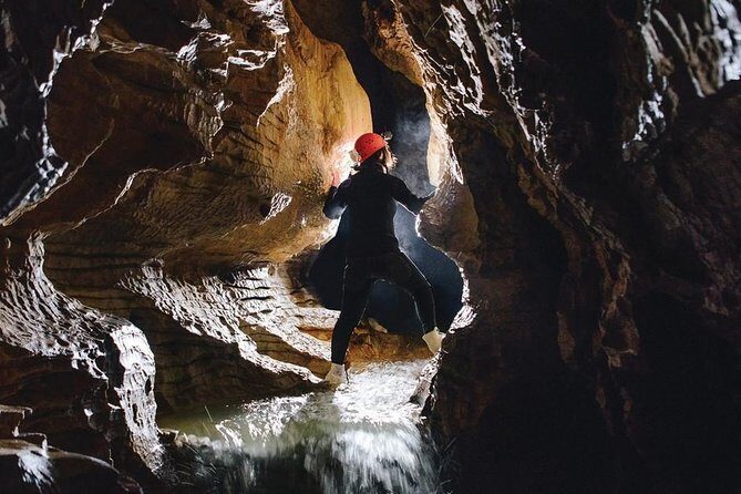 Black Abyss: Ultimate Waitomo Caving - Private Tour from Auckland - An In-Depth Look at the Black Abyss Experience