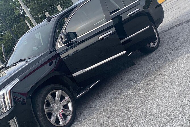 Black SUV Hourly Service & Luxury Airport Transfers - Key Points