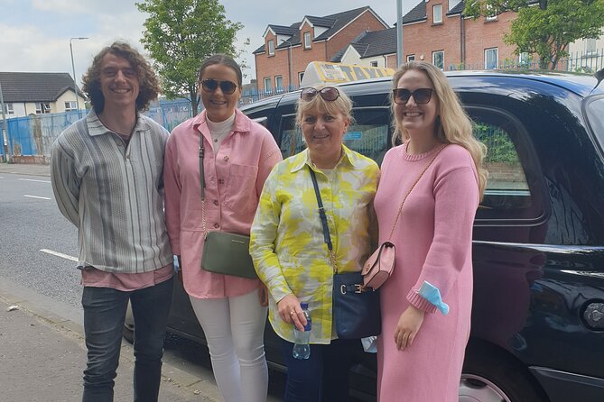 Black Taxi Mural Tour Like A Local - Ratings and Recommendations: Trusted by Travelers