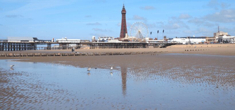 Blackpool Christmas Lights Walking Tour with an App - The Experience in Detail