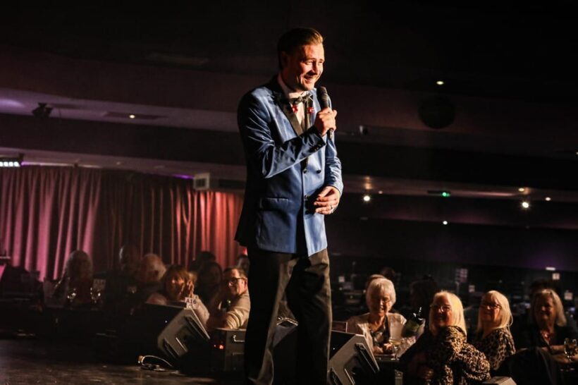 Blackpool: The Jersey Beats - Oh What A Nite! Music Show - The Breakdown of the Experience
