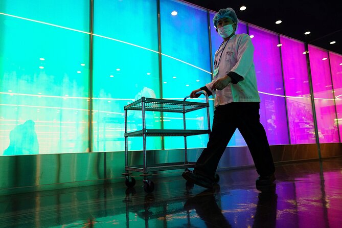 Blade Runner Photo Workshop in Shibuya With Laurence Bouchard - Booking Information