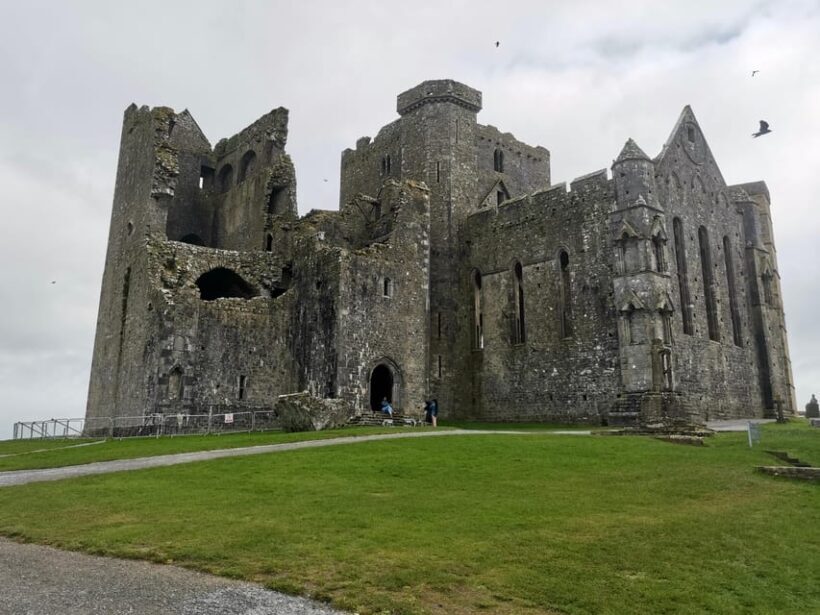 Blarney Castle: Private Guided Day Tour from Dublin - Key Points