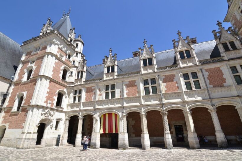 Blois: Private Tour of Blois Castle with Entry Tickets - Who Would Enjoy This Tour?