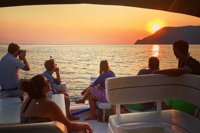 Blue Boat Cinque Terre Sunset Tour - An In-Depth Look at the Blue Boat Cinque Terre Sunset Tour