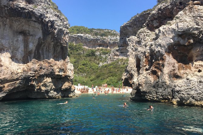 BLUE CAVE & 5 Islands Tour From Hvar - Exploring the Blue Cave