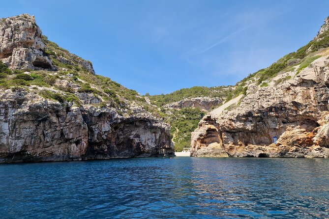 BLUE CAVE & 5 Islands Tour From Hvar - Visiting the 5 Islands