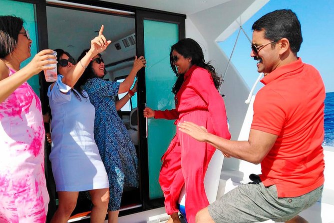 Blue Cave and Hvar - 5 Islands Speedboat Tour From Split - The Speedboat Tour Experience