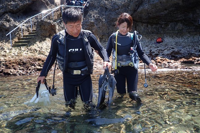 Blue Cave Area Experience Diving!Free Feeding & Photo Images!English and Chinese Speaking Guide Available!1 Group With a Dedicated Instructor - Diving Levels and Experience Adjustments