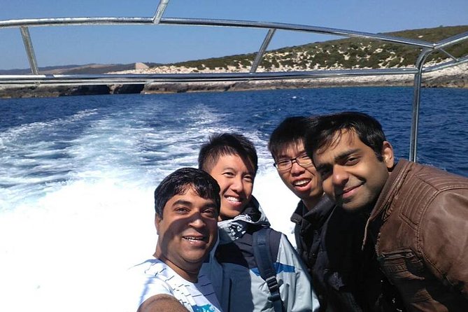 Blue Cave, Hvar and Five Islands - Small-Group Tour From Split - Exploring the Blue Cave and Surrounding Islands