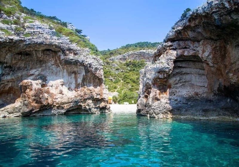 Blue Cave & Island-Hopping Tour with Snorkeling from Split - FAQ