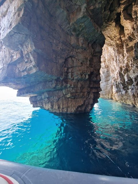 Blue cave private tour from Hvar - Key Points
