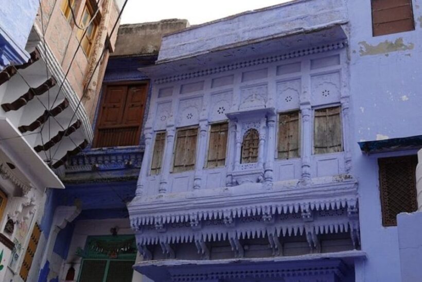 Blue City Heritage Walking Tour With Pick Up & Drop Off - Key Points