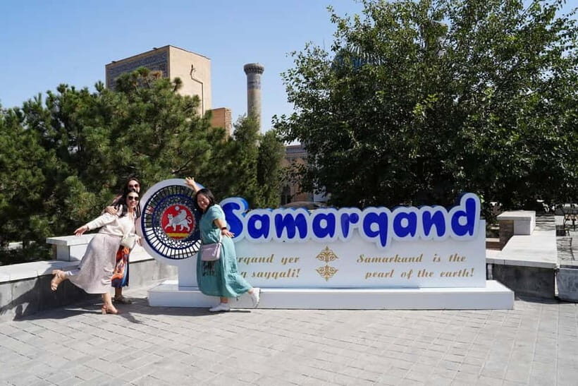Blue domes of Samarkand and handmade arts: 2 days tour - Day 1: From Ancient Monuments to Regal Palaces