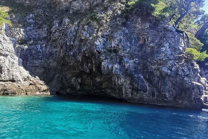 Blue & Green Cave,Sunj Beach Small Group Tour With Speedboat - Traveler Recommendations and Feedback
