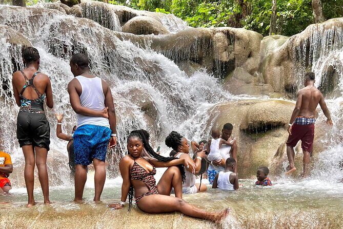 Blue Hole and Dunn's River Tour (Entrance Fees Not Included) - The Itinerary: What to Expect